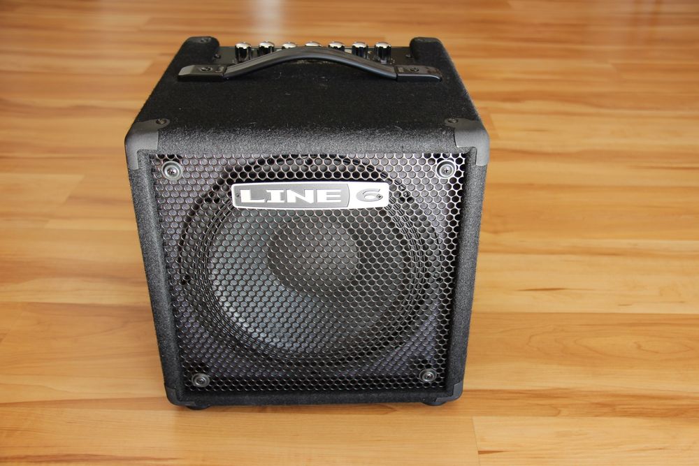 Line6 Low Down Bass Amp Studio 110 | Kaufen auf Ricardo