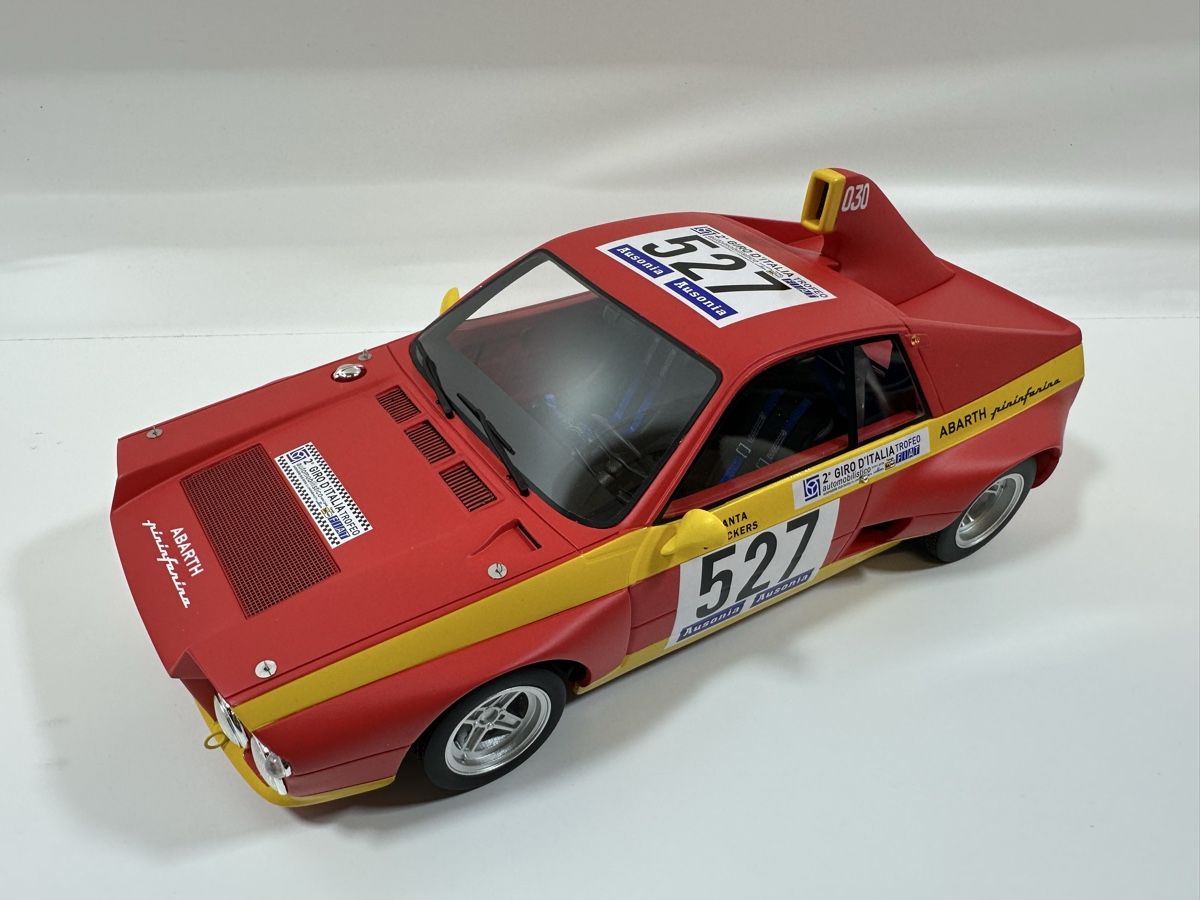Fiat Abarth SE 030 1:18 Pininfarina 527, mattrot,NEU, MAXIMA (Neu und ...