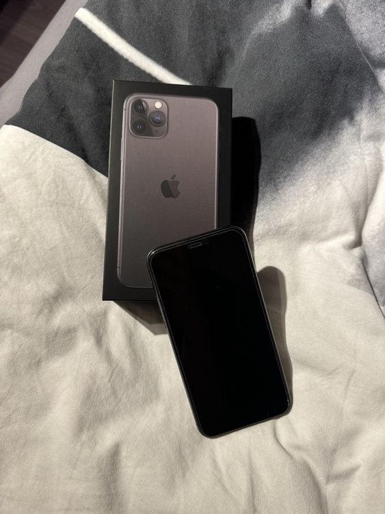 iPhone 11 Pro 64GB (Gebraucht) in Porrentruy für CHF 250 – mit Lieferung auf Ricardo kaufen