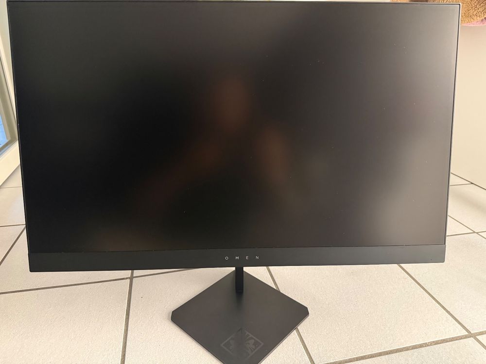 Monitor HP OMEN 27 pollici 240hz (Gebraucht) in Locarno für CHF 105 ...