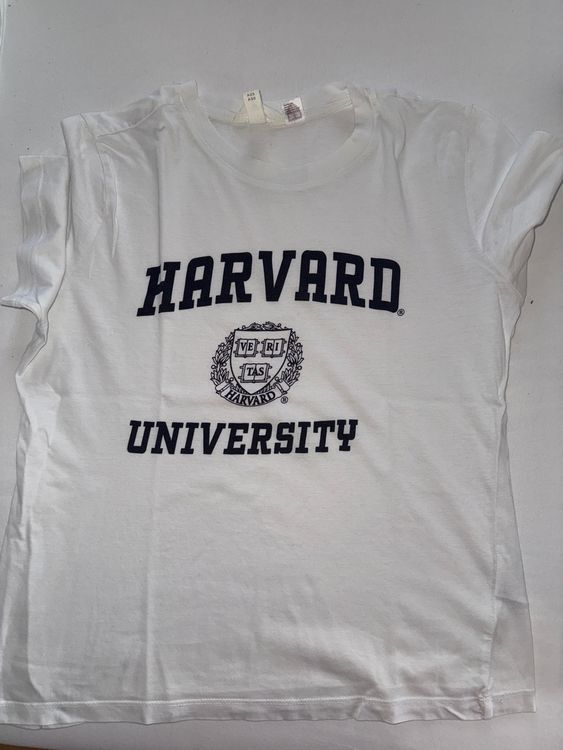 Harvard University T-Shirt Grösse S weiss (Gebraucht) in Eich für CHF ...