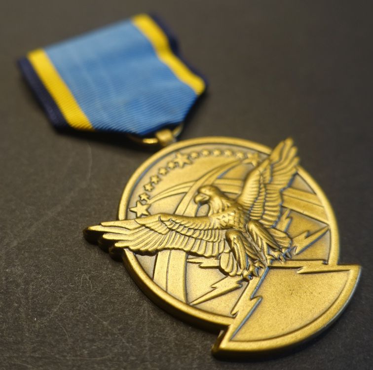 US Air Force Aerial Achievement Medal Medaille | Acheter sur Ricardo