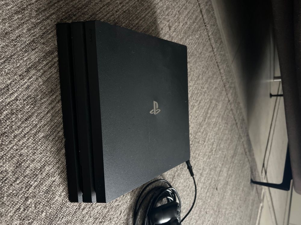 PS4 PRO 500GB (Gebraucht) in Kilchberg für CHF 160 – mit Lieferung auf ...
