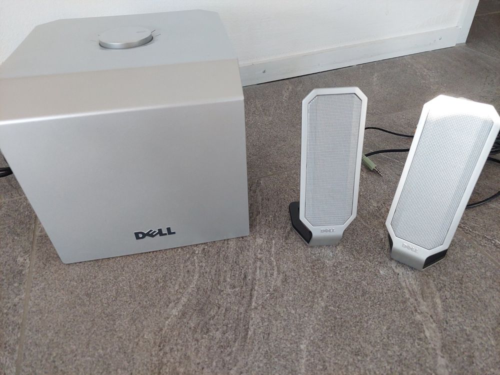DELL A525 Computer Speakers System mit Subwoofer (Gebraucht) in ...
