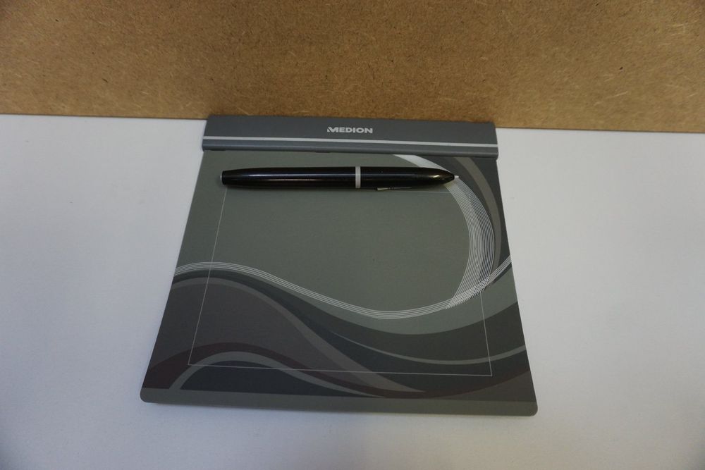 Medion 2 in 1 mini graphics pad | Kaufen auf Ricardo