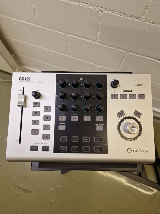 Steinberg CC 121 DAW Controller (Gebraucht) in Neuendorf für CHF 200 ...