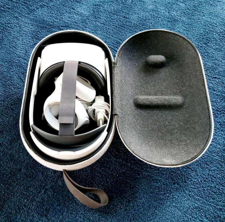Oculus/Meta Quest 2 (256 GB) inkl. Box + Pro-Kopfhalterung (Gebraucht ...