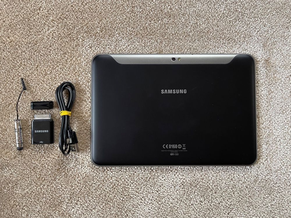 Samsung Galaxy Tab 8.9 P7310 + Hülle, USB-Adapter, Kabel | Kaufen auf ...