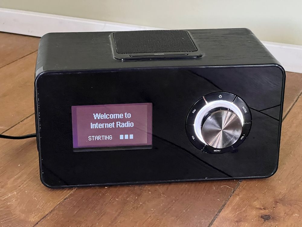 Internetradio Tevion IWR 221 mit Wecker | Kaufen auf Ricardo