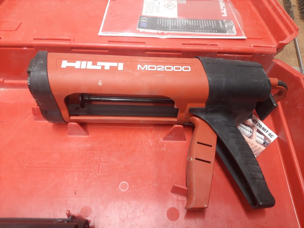 HILTI HIT MD2000 Auspressgerät mit Zubehör (Gebraucht) in Winterthur ...
