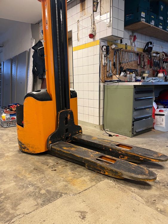 Deichselstapler Stapler Ameise Defekt (Defekt) in Ebnat-Kappel für CHF ...