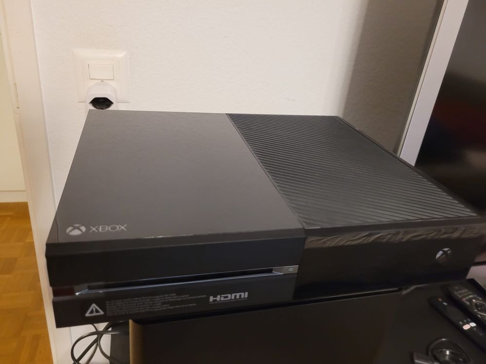 Xbox 365 mit Zübehör | Kaufen auf Ricardo