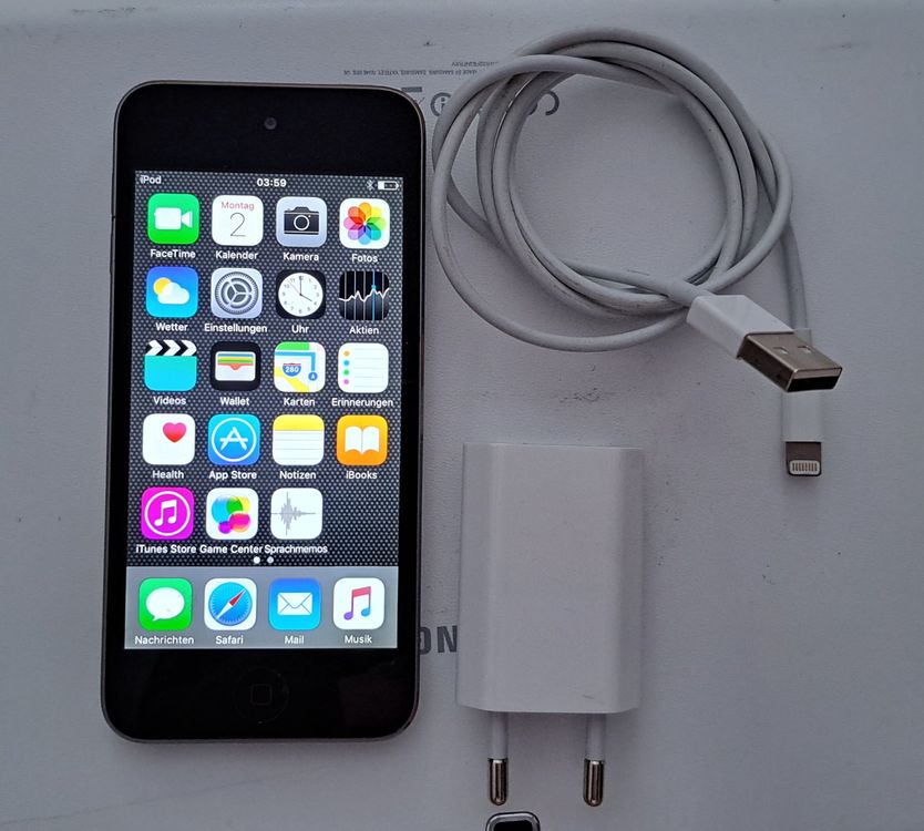 Ipod Modell 1421 5 genration mit USB Kabel und Adapter (Gebraucht) in ...
