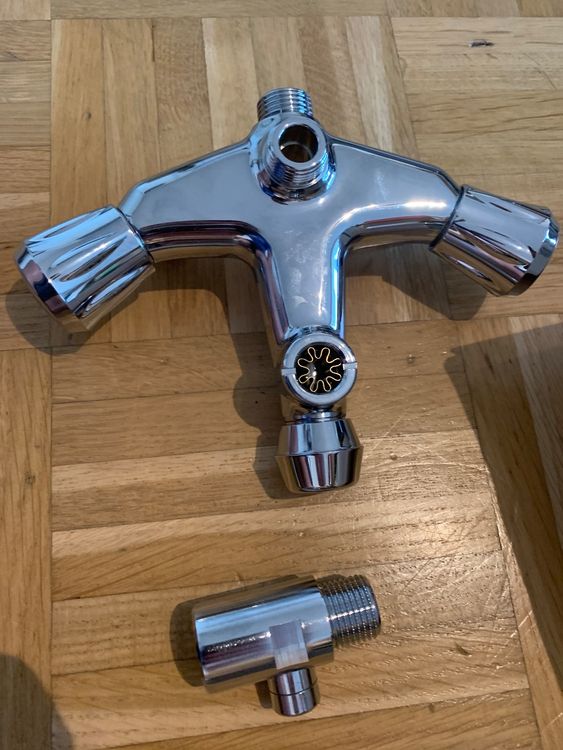 Sanitäranlage Duschbrause mit Niederdruck Bademischbatterie (Neu und originalverpackt) in ...