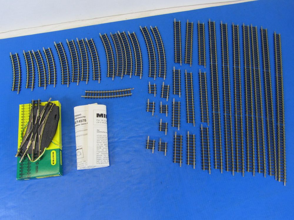 Minitrix Spur N, 40-teiliges Schienen Konvolut mit DKW 14968 (Gebraucht ...