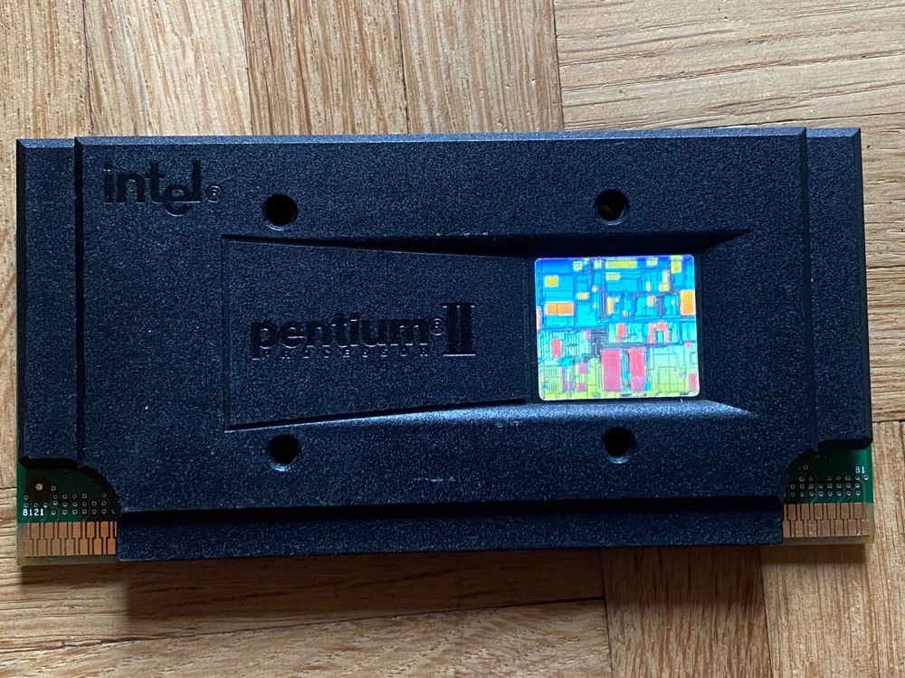 Intel Pentium II 400 MHz CPU Slot 1 Sammler Retro PC | Kaufen auf Ricardo