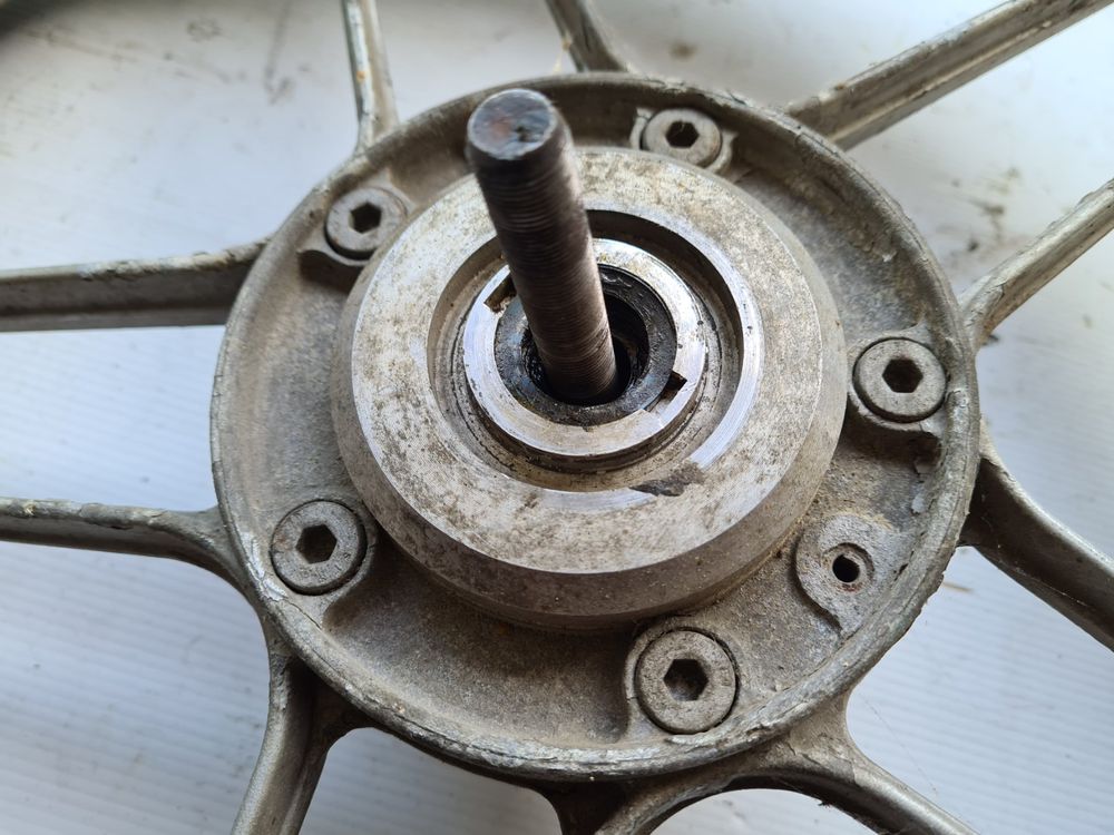 Vorderrad Puch Maxi S/N, Sport 17" PUCH DOT inkl.Pneu | Kaufen auf Ricardo