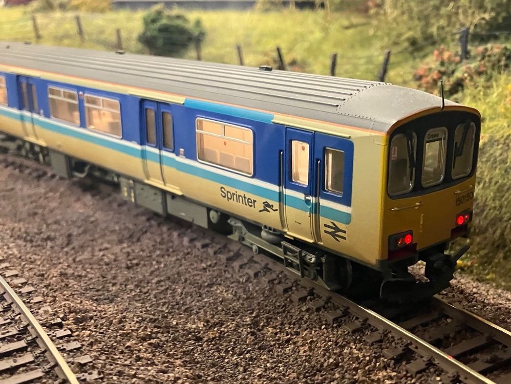 Bachmann Class 150 Britischer Triebwagen (32-928) Digital | Kaufen auf ...