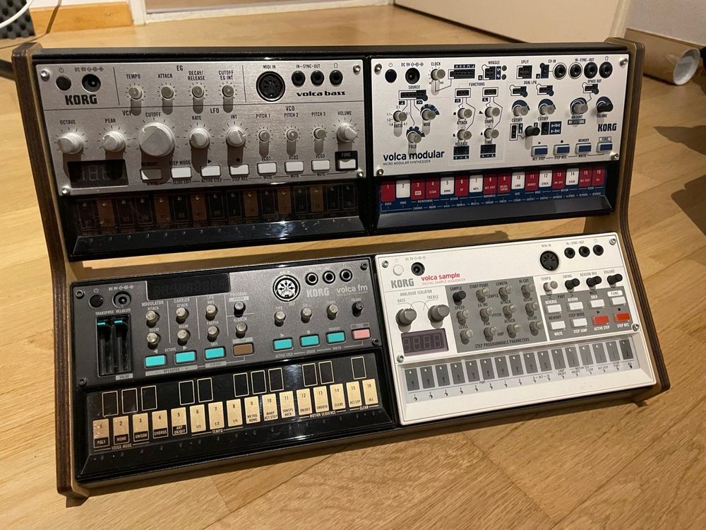 Korg Volca Series x 4 + Sequenz Case | Kaufen auf Ricardo
