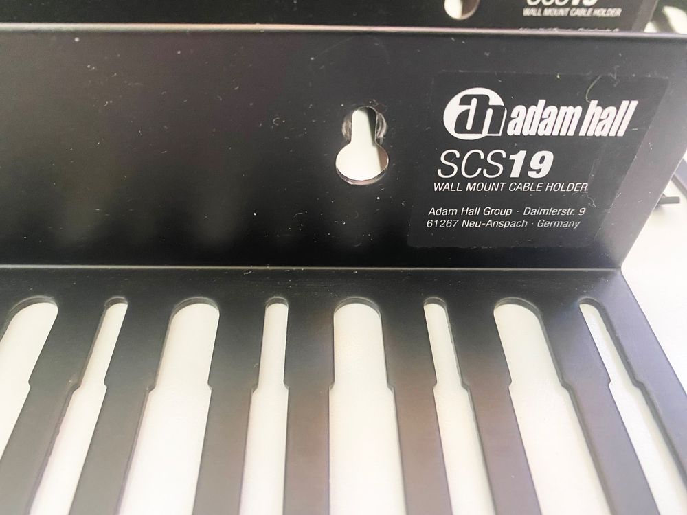Adam Hall SCS 19 Cable Holder – 1 pièce (D'occasion) à Biel/Bienne pour ...