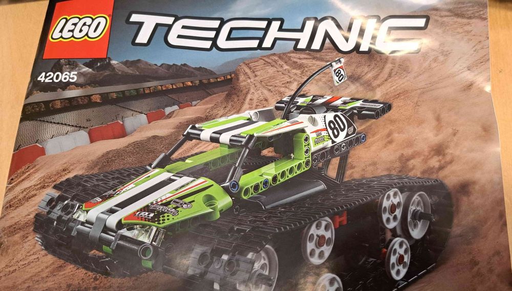 LEGO TECHNIC RC Tracked Racer 42065 (Gebraucht) in Schöftland für CHF ...