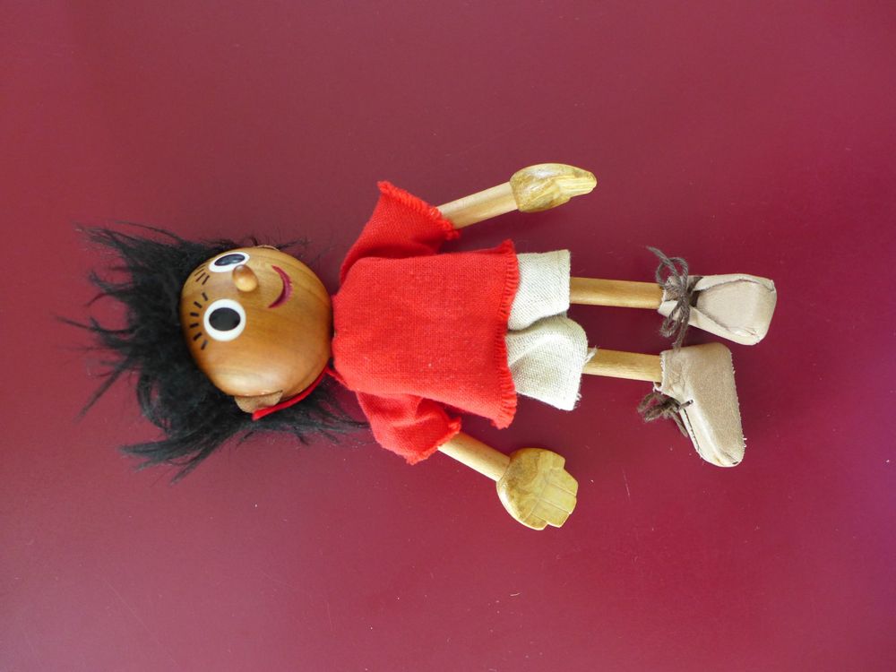 Puppe Spielfigur Baski (Gebraucht) in Rapperswil SG für CHF 19 – mit ...