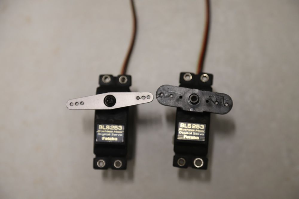 Futaba Servos (Gebraucht) in Höri für CHF 45 – mit Lieferung auf ...