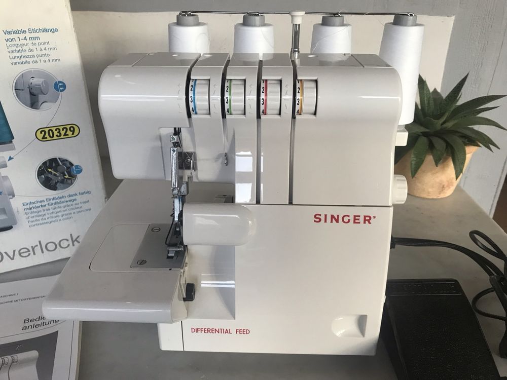 Singer Overlock 14SH654 mit Zubehör (Gebraucht) in Neuenegg für CHF 175 ...