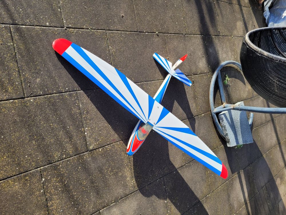 Lo 100 Segelflugzeug (Gebraucht) in Rickenbach LU für CHF 120 – mit ...