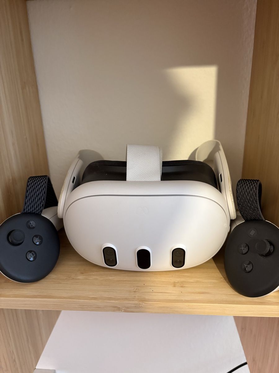 Meta Quest 3VR Brille - Gebraucht und voll funktionsfähig (Gebraucht ...