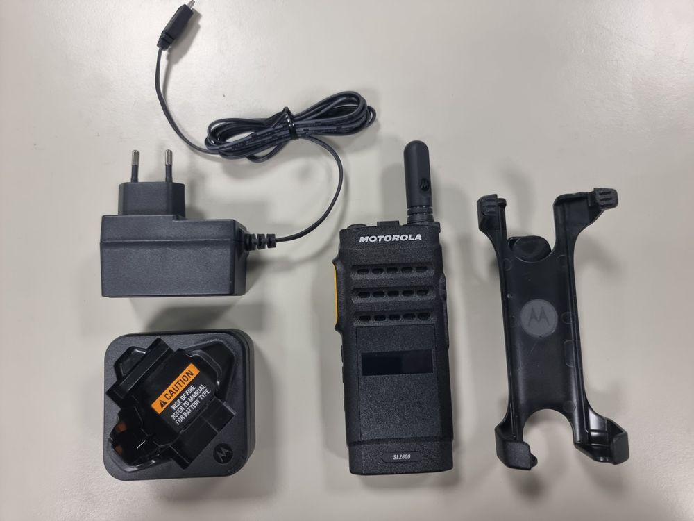 Motorola SL2600 DMR Digital & Analog UHF *SET 01* Demogerät | Kaufen ...