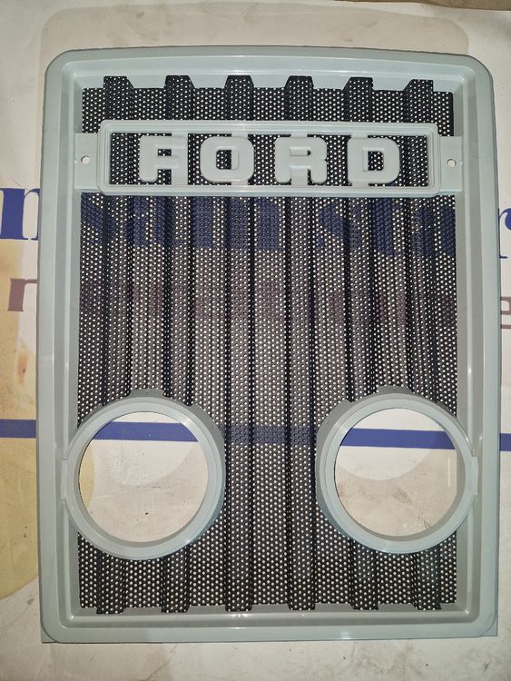 Ford Traktor Frontgrill 2600 3600 4100 4600 5600 6600 7600 (Neu und ...