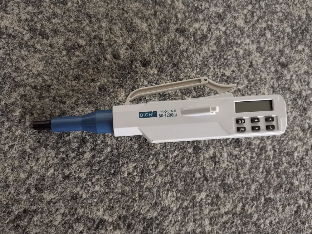 Biohit Proline Micropipette Station + 2x Pipette (Gebraucht) in Zürich ...