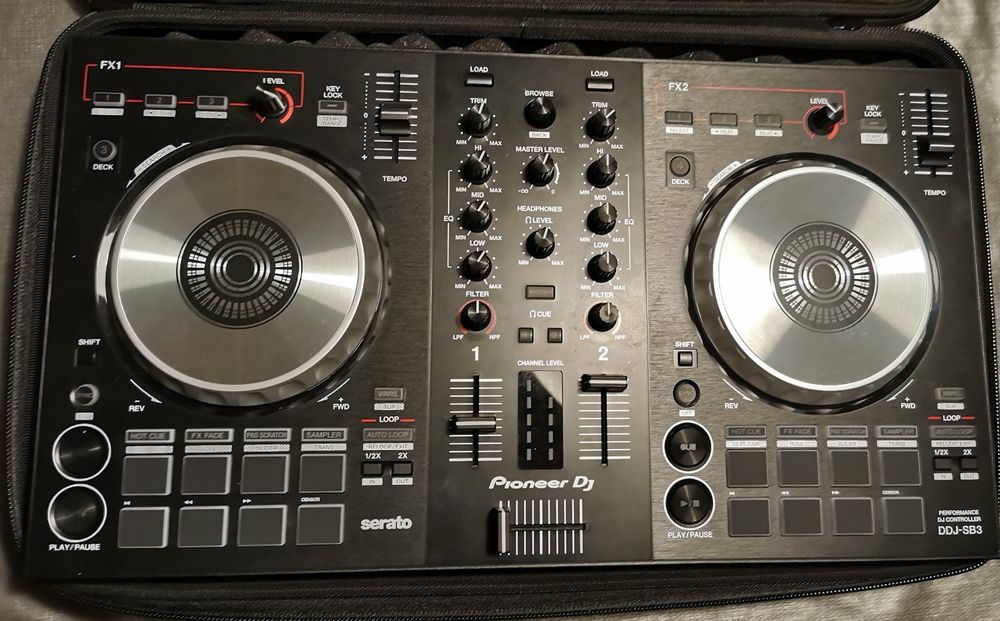 Pioneer DDJ-SB3 Serato + Pioneer Case | Kaufen auf Ricardo