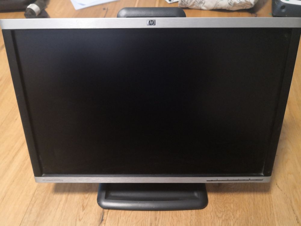TFT HP Compaq LA2205wg 22" (D'occasion) à Au SG pour CHF 1 – avec ...