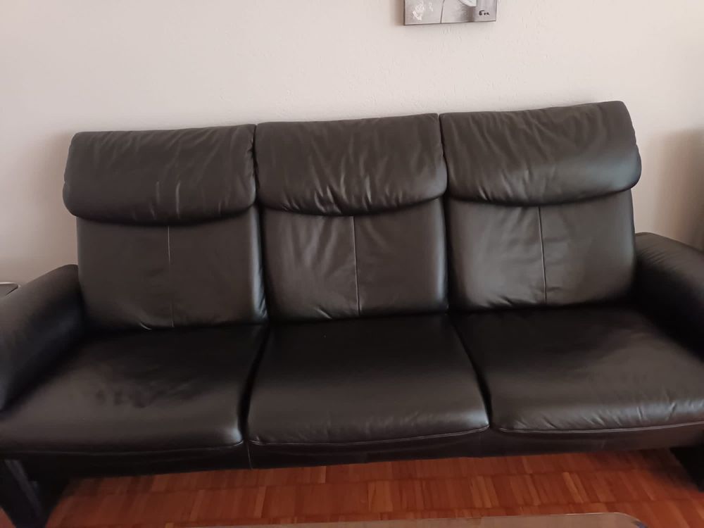 Sofa Echtleder 2er und 3er Sitz schwarz (Gebraucht) in Muri AG für CHF 251 – nur Abholung auf ...