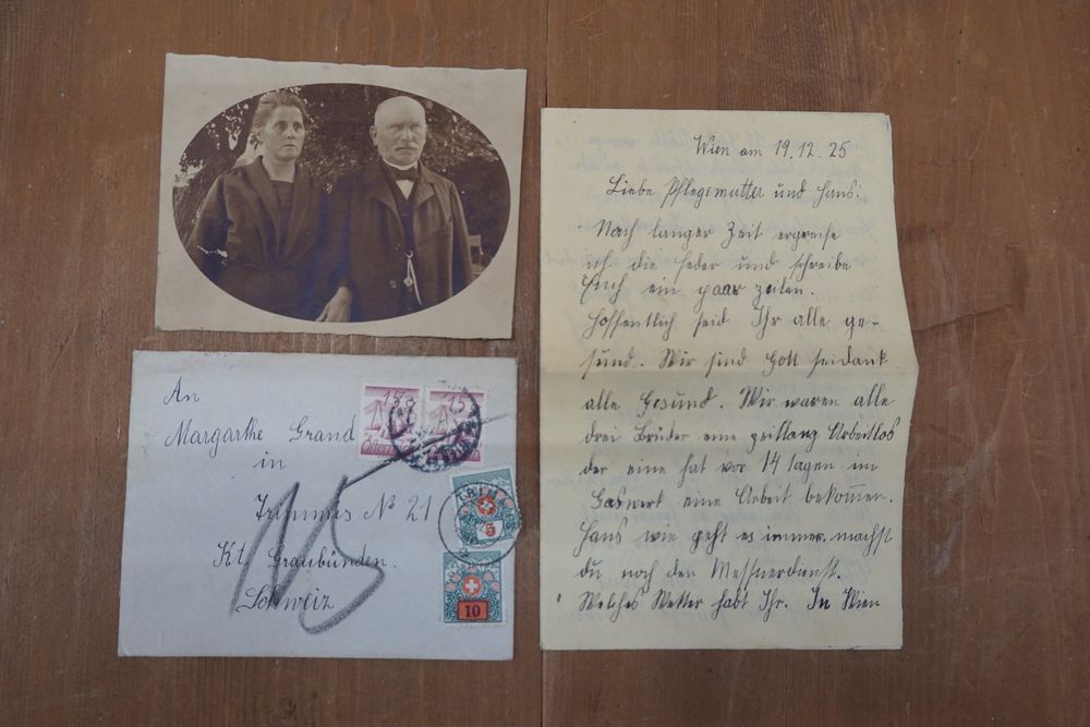 Antiker Brief gelaufen 1925 mit Foto (Gebraucht) in Trin für CHF 1 ...