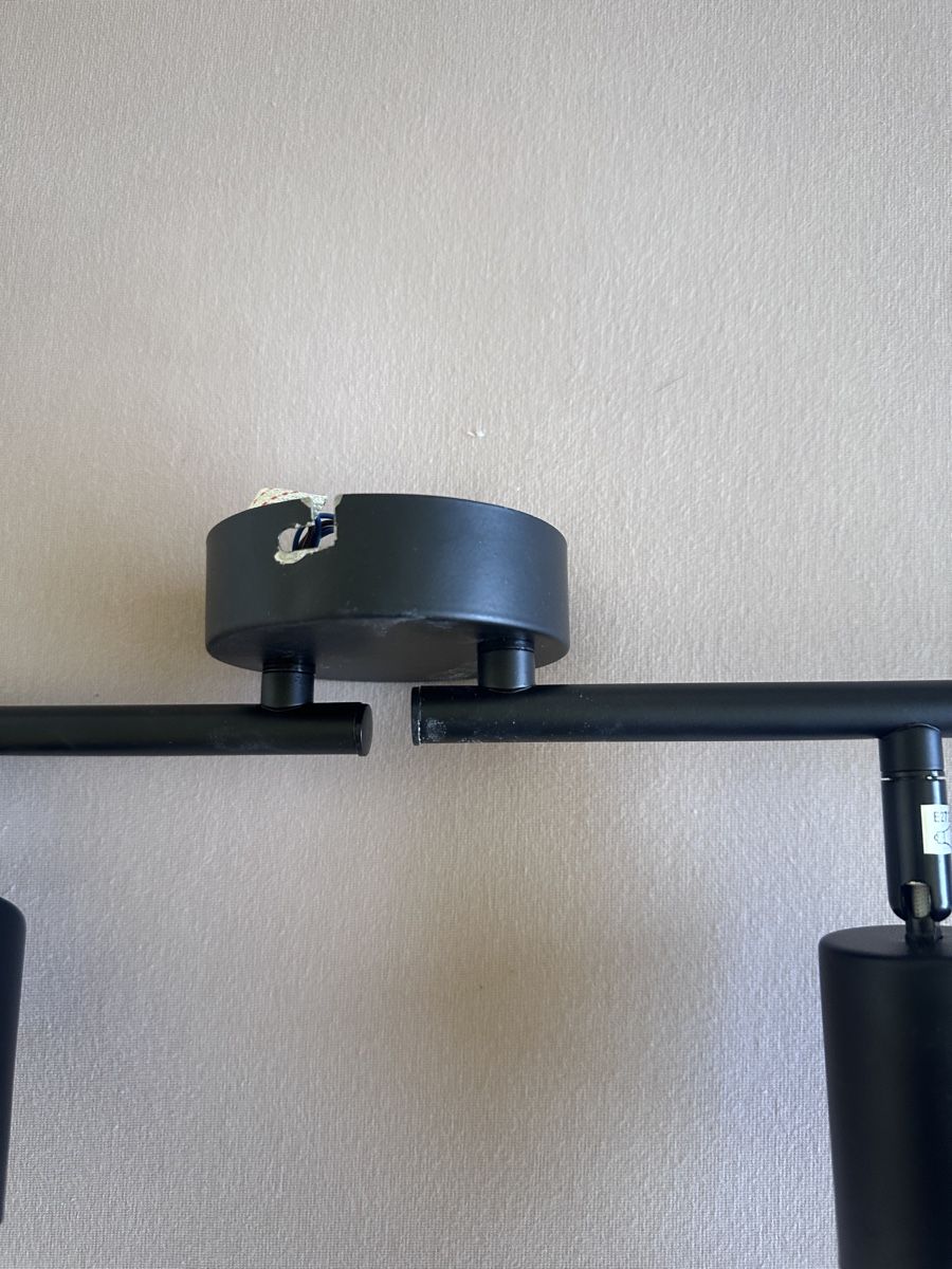 Lampe plafond moderne 4 spots (Gebraucht) in Gampelen für CHF 39.9 ...