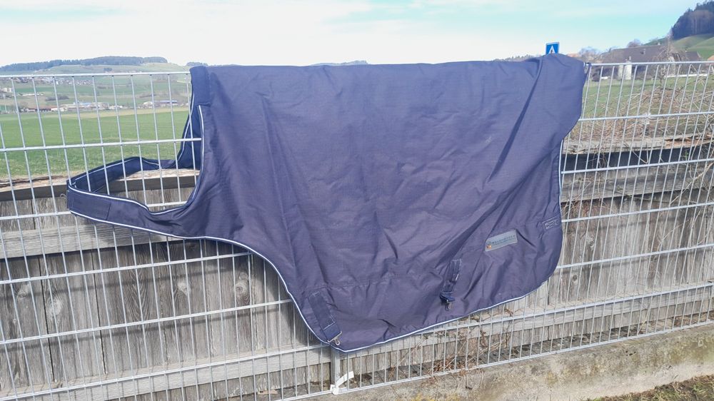 Walker Decke 135 (Gebraucht) in Niederhünigen für CHF 30 – mit ...
