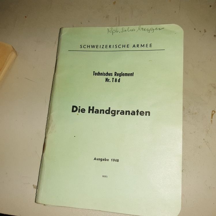 Reglement T 8d Die Handgranaten Gebraucht In Fehraltorf Für Chf 10