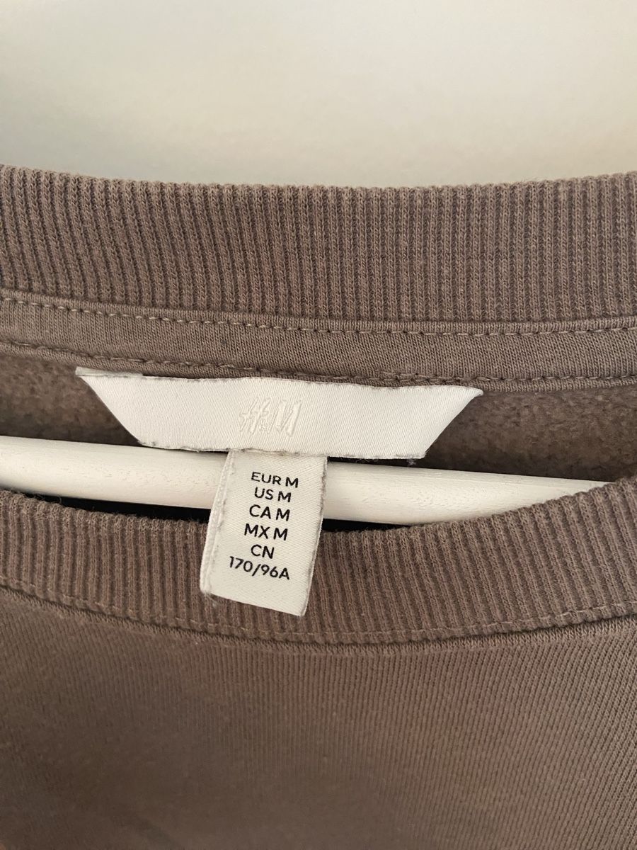 H&M Basic Herbst-Pulli Grösse M (Gebraucht) in Zürich für CHF 3 – mit Lieferung auf Ricardo kaufen