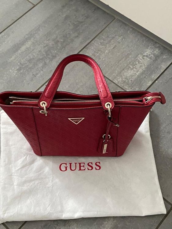 Guess Handtasche rot (Gebraucht) in Thalwil für CHF 89 – mit Lieferung ...