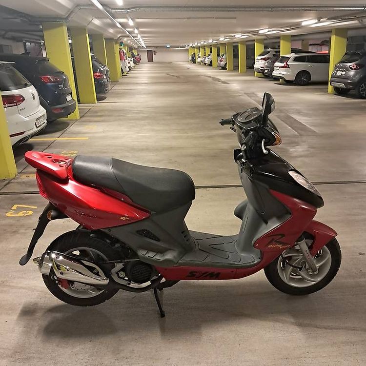 SYM Shark 125ccm ( nur 130,0km ) (Gebraucht) in Zürich für CHF 273 ...