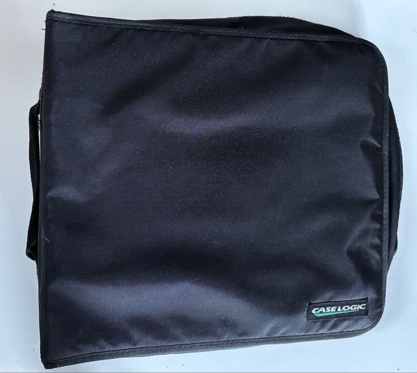 Case Logic 208 Cd (Gebraucht) in Neuchâtel für CHF 15 – mit Lieferung ...