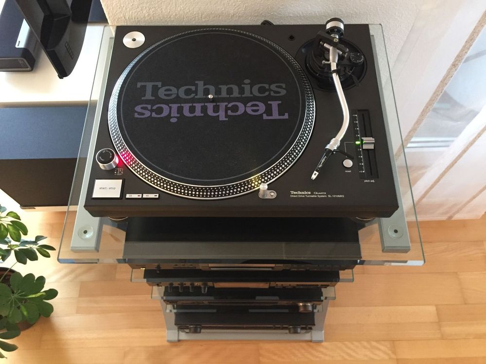 Technics SL-1210 MK5 (Gebraucht) in Bülach für CHF 635 – nur Abholung ...