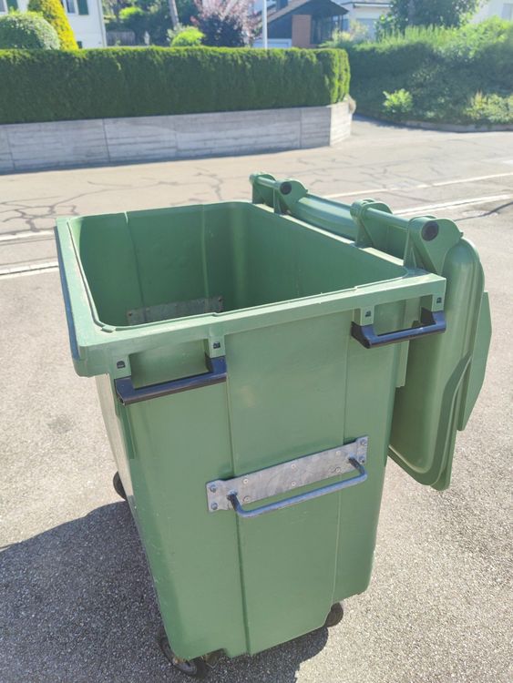 Kunststoff Grüncontainer mit Deckel (770l) | Kaufen auf Ricardo