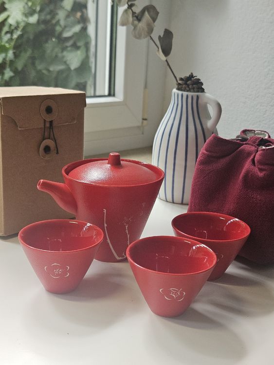 Chinese Red Tea Set with Bag (Neu und originalverpackt) in Zürich für ...