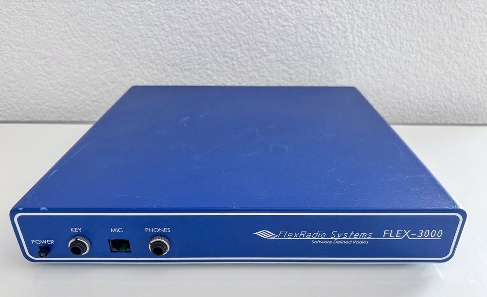Flexradio Flex-3000 (Gebraucht) in Zürich für CHF 120 – mit Lieferung ...