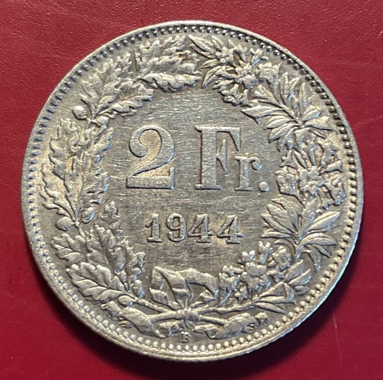 Silbermünze 2 Franken, Jahrgang 1944 (Gebraucht) in Luzern für CHF 5.1 – mit Lieferung auf ...
