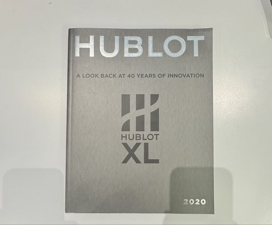 Livre Hublot XL 2020 - A LOOK BACK AT 40 YEARS OF INNOVATION (D ...